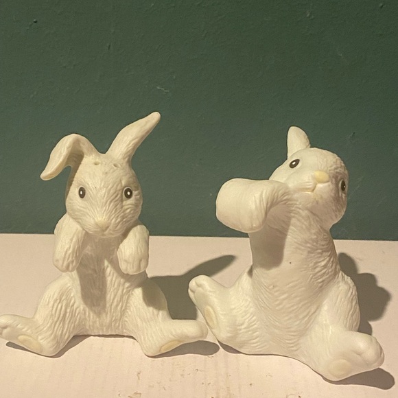 Dining | Vintage 3 Ceramic Rabbit Bunny Salt And Pepper Shakers Made In ...